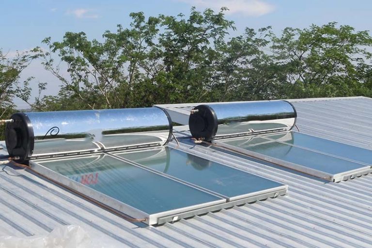 Ingin Panaskan Air? Pemanas Air Tenaga Surya atau Kompor? - Intisolar ...
